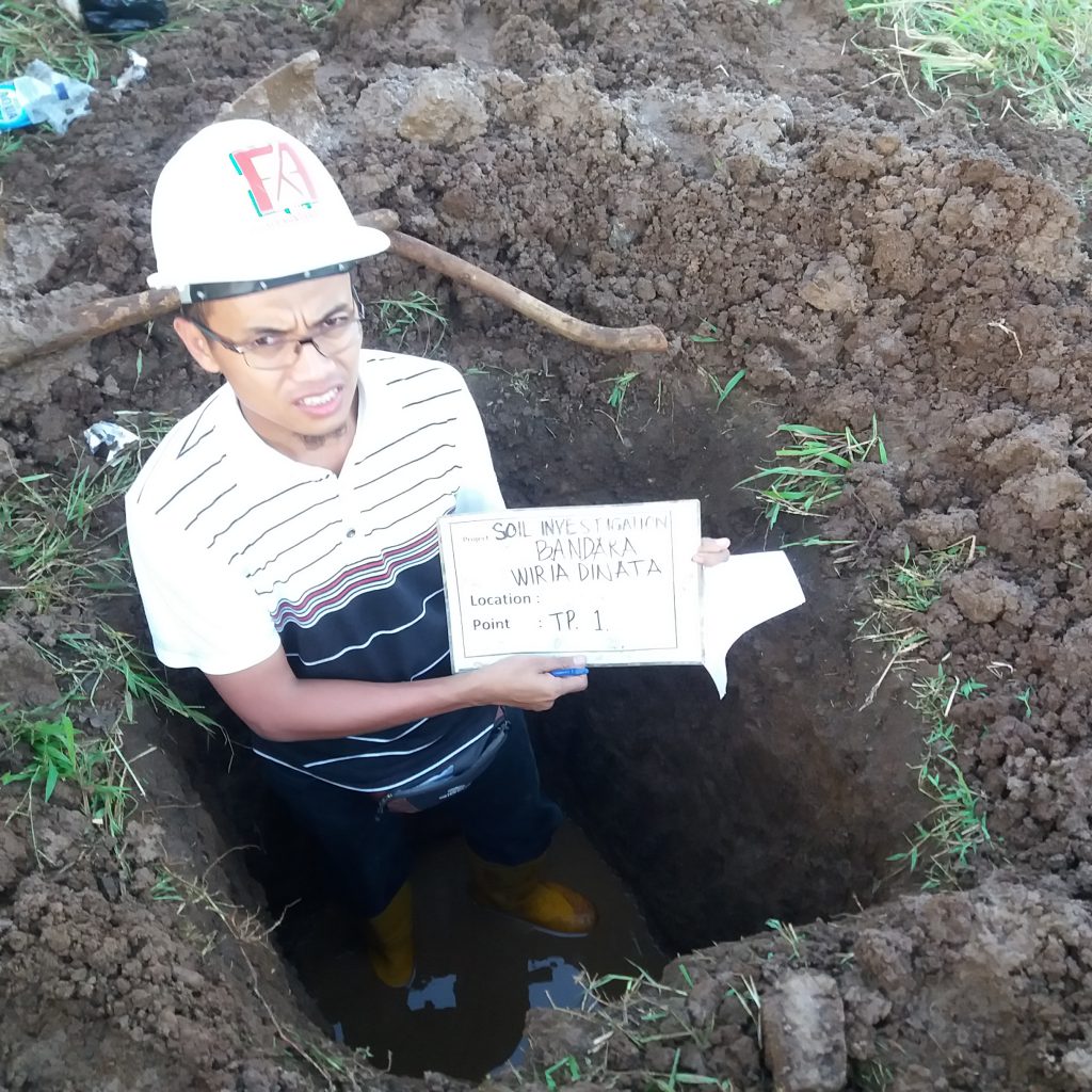 Jasa Pekerjaan Parit (Test Pit) | 085 221 818 979